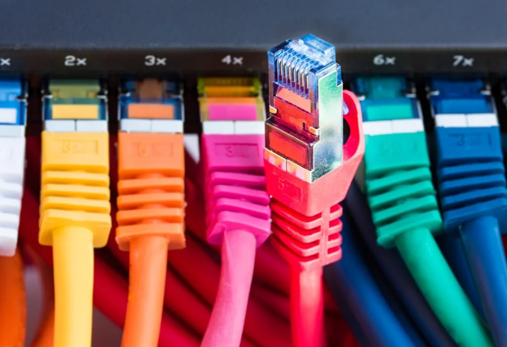Opérateurs Téléphoniques: Quels Avantages pour inwi, Orange et Maroc ...